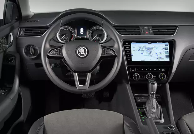 Foto número 3 - Una breve guía en el Skoda Octavia actualizado