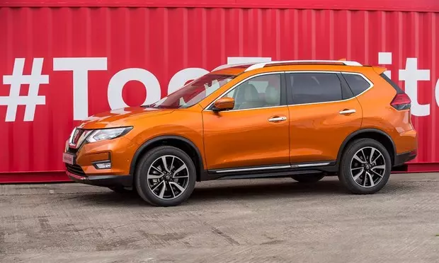 Фото номер 6 - основните чипове на актуализирания Nissan X-Trail