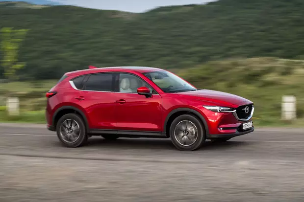 Nọmba foto 6 - ihe banyere ọgbọ ọhụrụ Mazda CX-5