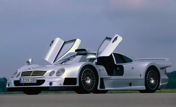 รูปภาพ№6 - ในโครงการหนึ่งพัน Mercedes-AMG หนึ่งได้รับการปล่อยตัว