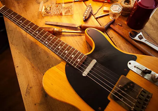 Pictric1 - ဂစ်တာအကာ - Guitars Fender: SuperSan Theory