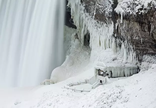 Photo №1 - се восхитувам како изгледа замрзнатиот Нијагарински водопад