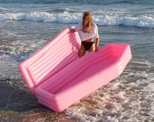 Imaxe №1 - colchón inflable en forma de ataúd rosa! Serás unha estrela da praia!