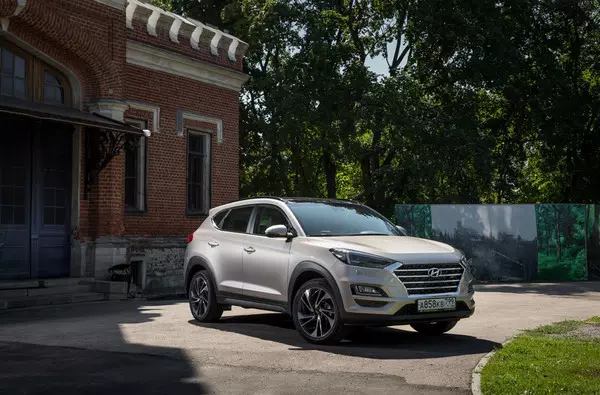 Hyundai Tucson: update nirkabel 43648_12