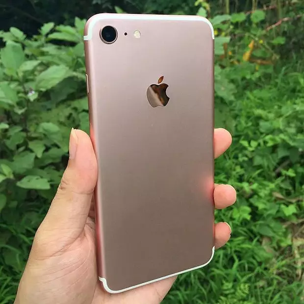 Жаңа iPhone 7.