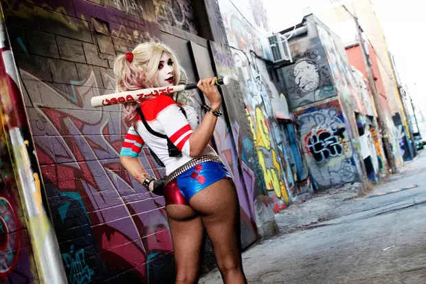 Öngyilkossági Cosplay Harley Queen az 