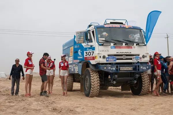 В печенето и обратно: опитвайки се да проверите дали можете да направите Toyota Land Cruiser 48330_67