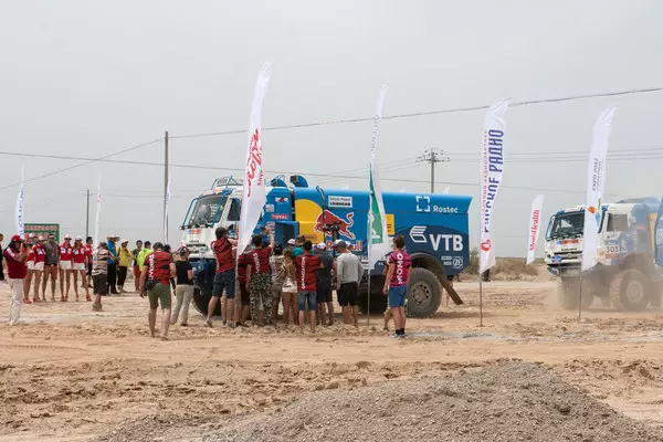 В печенето и обратно: опитвайки се да проверите дали можете да направите Toyota Land Cruiser 48330_68