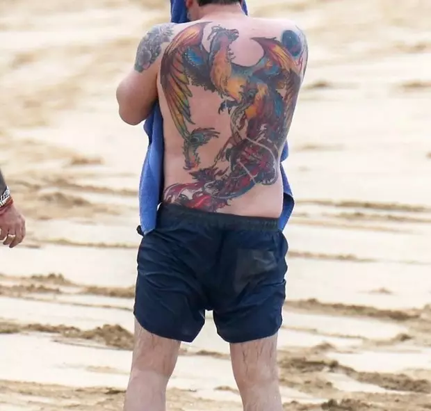 Numero ng Larawan 2 - Ang Internet Sweats sa Giant Tattoo ng Ben Affleck