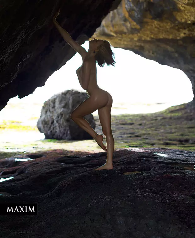 Photo number 6 - as on the volcano! Actress Elena Chernyavskaya in Maxim photo shoot