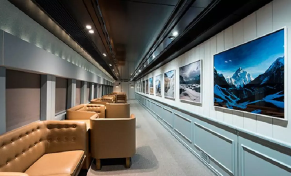 Il Museo Giapponese ha pubblicato un'esposizione in un treno ad alta velocità 54539_5