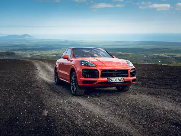 Porsche Cayenne Coupe: рядок в техпаспорті 55626_13