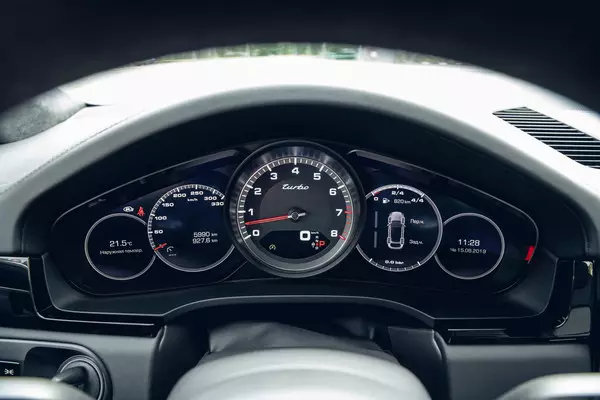 Porsche Cayenne Coupe: радок у тэхпашпарце 55626_26