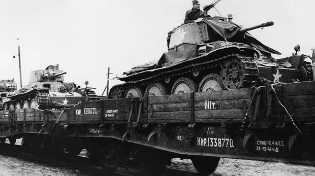 Foto Número 4: que o alemán é bo, entón o Exército Vermello caberá: os tanques da Wehrmacht coas estrelas vermellas