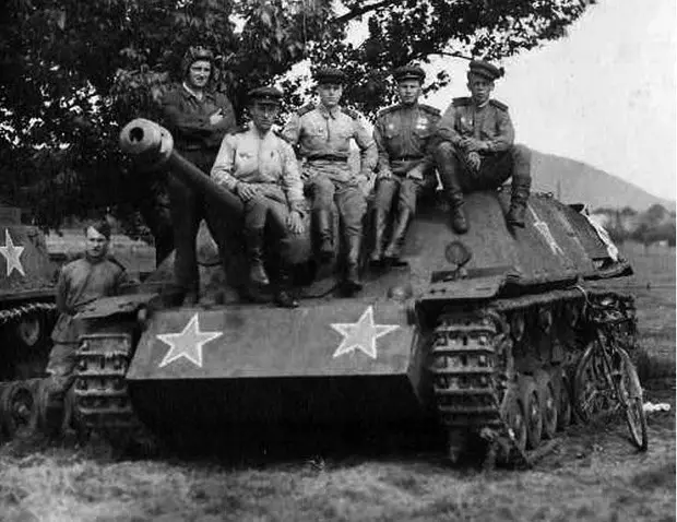 Foto número 8 - que o alemão é bom, então e o exército vermelho vai caber - Wehrmacht tanques com estrelas vermelhas