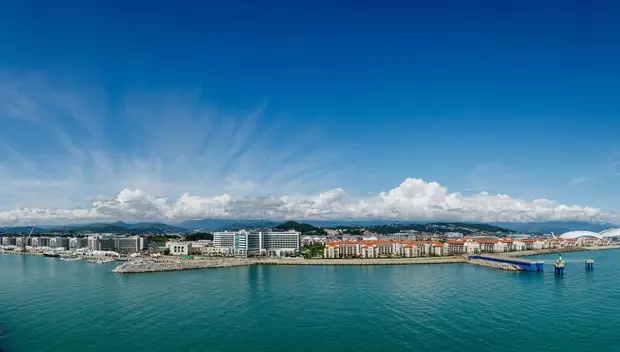 Fotoğraf №15 - deniz kenarında yaşamak, imeretinsky ile birlikte dağlarda binmek