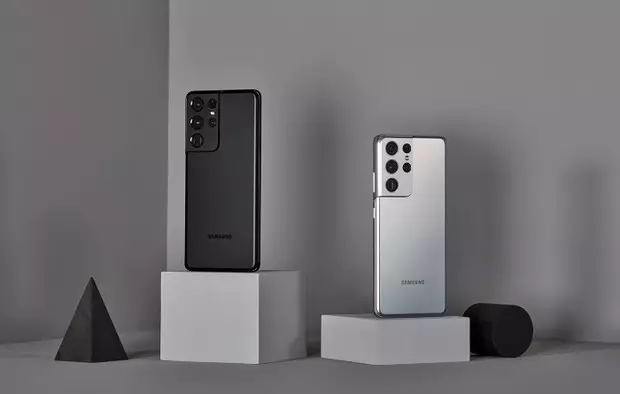 Zdjęcie №1 - Top-10 fajne żetony nowych flagships Samsung