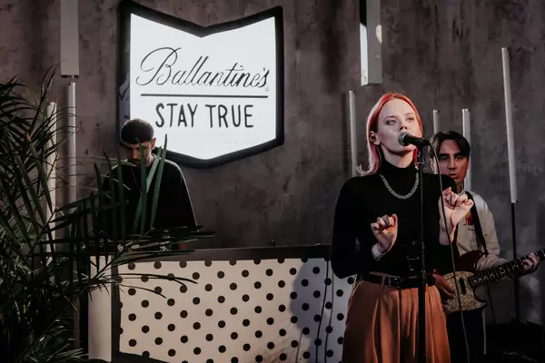 Nơi thời trang nhất ở thủ đô! Ballantine's X Joshua Vides Studio: Speczi Bar và sàn nhảy 64011_9