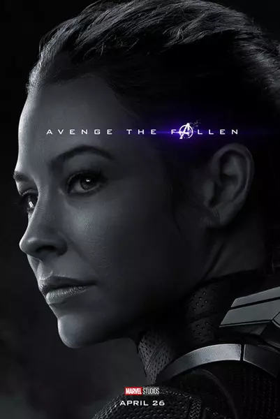 Sa mga bagong poster sa mga avengers, ang mga spoiler ay nakatago tungkol sa mga nakaligtas at hindi nakaligtas na mga bayani. 69746_20