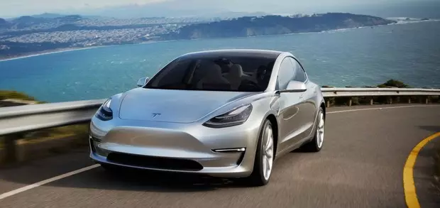 Fotografia №1 - Tesla oznámila autopilot a autonómne taxislužby