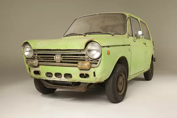 Foto №1 - Honda N600: Romantiese luikruggeskiedenis, wat oorleef het