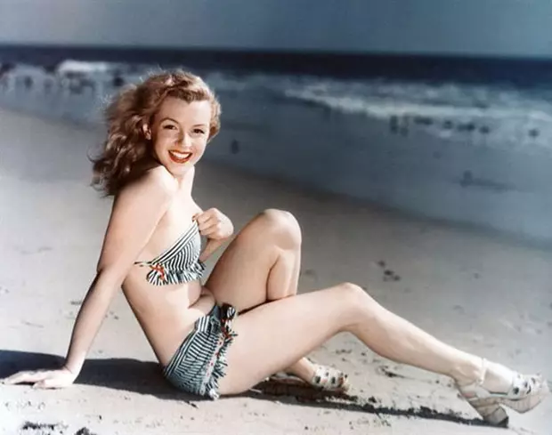 Zdjęcie №4 - Dziewczyna dnia: 20 ramek z Marilyn Monroe