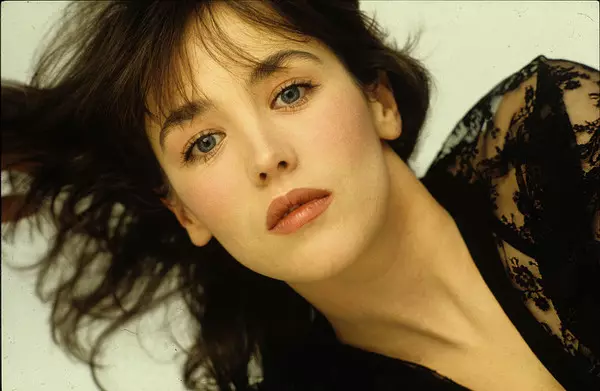 Intombazane yosuku: Isabelle ajani 76363_13