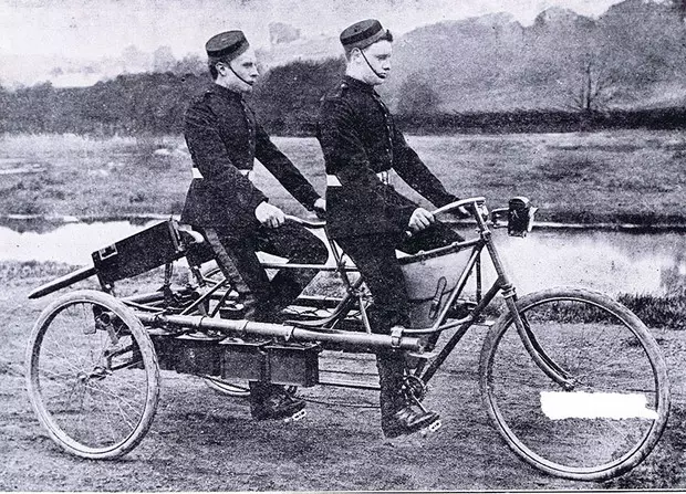 Photo Number 10 - Unadiend geschiedenis van fietstroepen