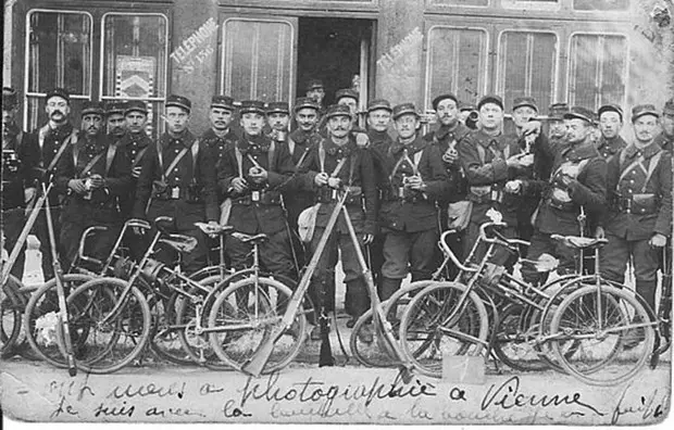 Photo №15 - Unadiended History of Bicycle Troops