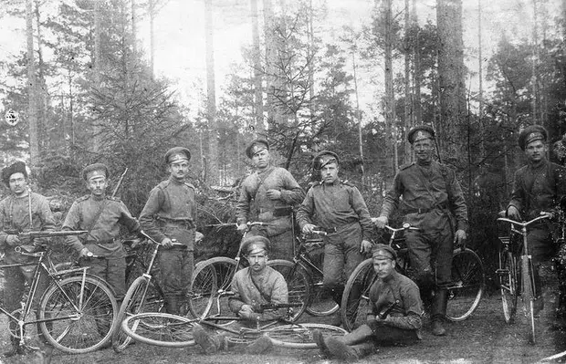 Foto №23 - Storia non condizionata delle truppe della bicicletta
