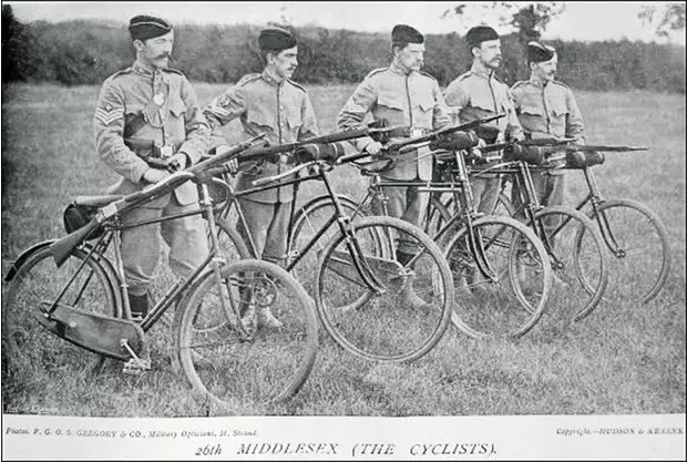 Foto №5 - Histórico não adiantado de tropas de bicicleta