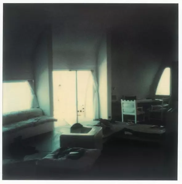 26 kontemplatīvās fotogrāfijas-Polaroids filmē Andrey Tarkovsky 77022_6