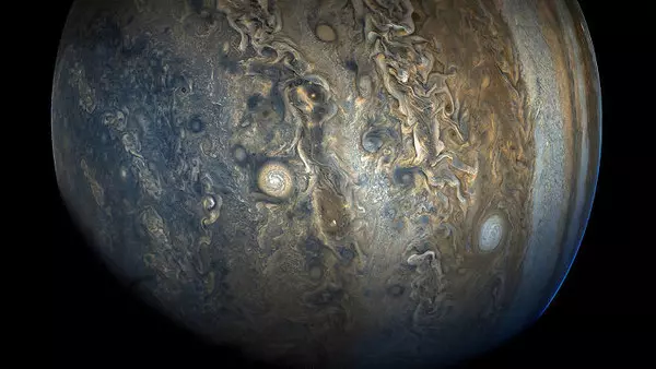 NASA ta raba sabbin hotunan saman duniya Jupiter 79573_11