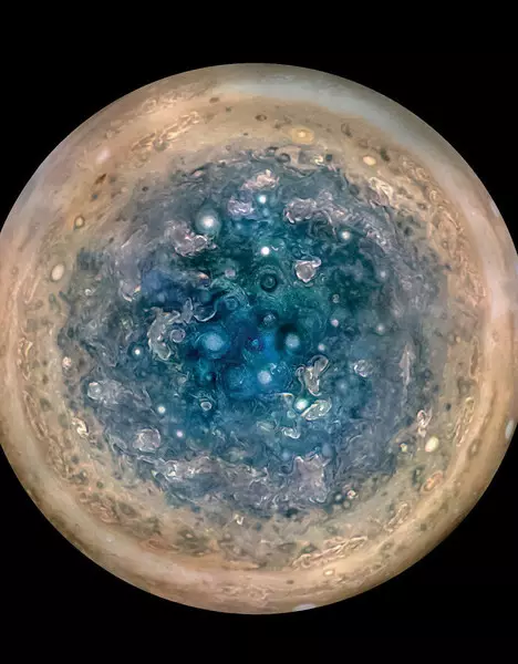 NASA ka ndarë fotografi të reja të sipërfaqes së planetit Jupiter 79573_21