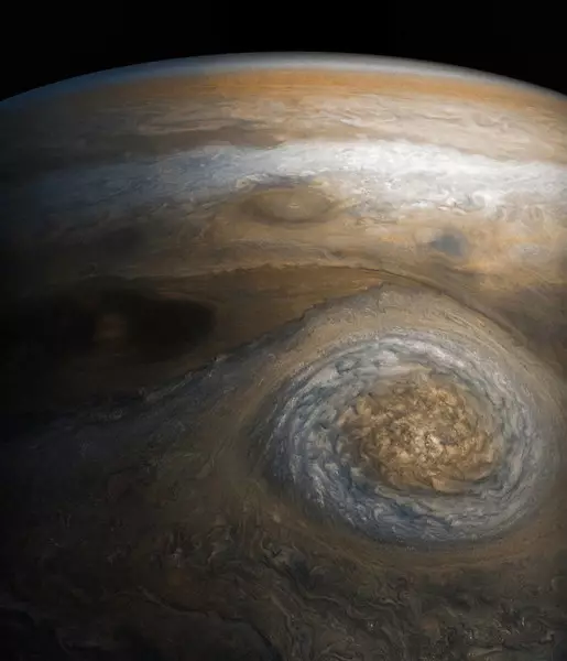 NASA delte nye fotografier av overflaten av planeten Jupiter 79573_4