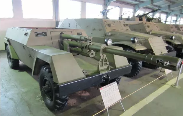 Кубада танк музее экспозициясендә КДП 76