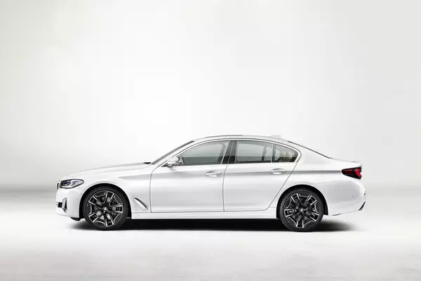 BMW dideklasifikasi diperbarui 