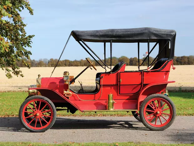 Foto №1 - por que as palavras HENRY FORD sobre a cor preta dos carros não é verdadeira