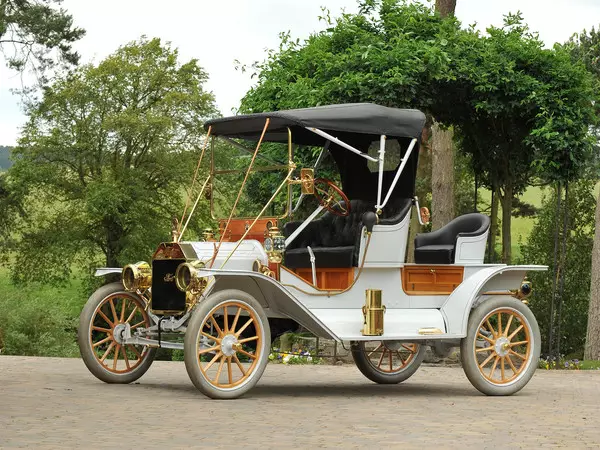 Por que as palavras de Henry Ford sobre carros negros não são verdadeiras 89405_6