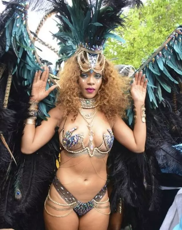 Cantante rihanna en carnaval