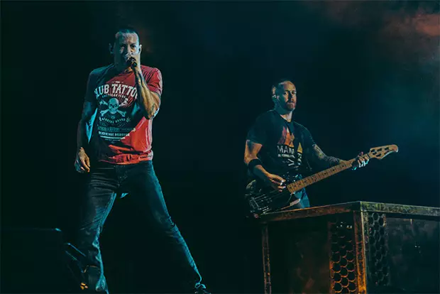 Linkin Park momba ny kabary ao Mosko, tamin'ny Lalao Olaimpika, 29 Aogositra 2015