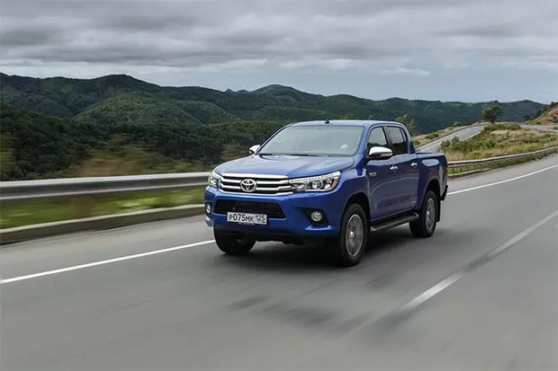 IToyota Hilux 2016 Test Drayivu