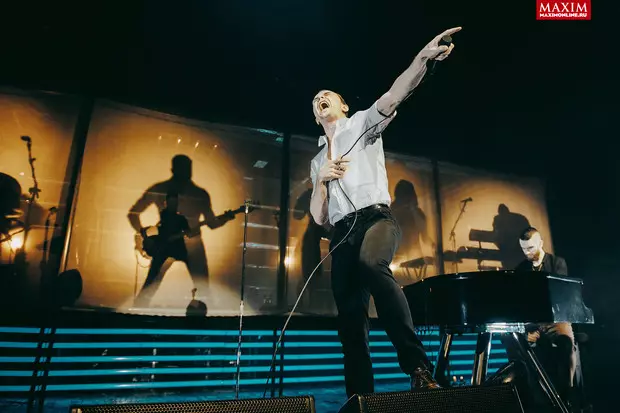 Picture №21 - Hurts: Wat barde by it konsert, sammelje alle famkes fan Moskou